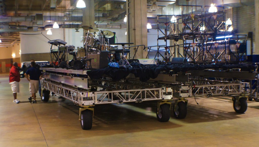 LEVITATION STAGING - Southeast Staging